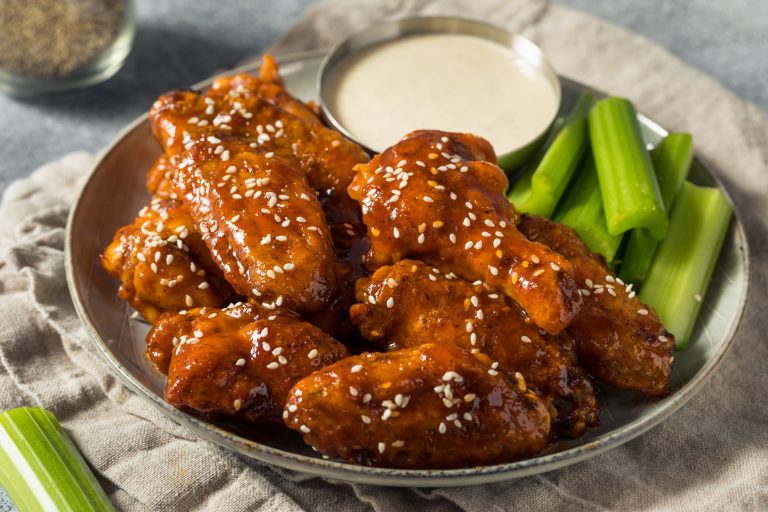 Make Flavorful Wings with Sweet and Spicy Sriracha Honey Glaze - Smokin ...