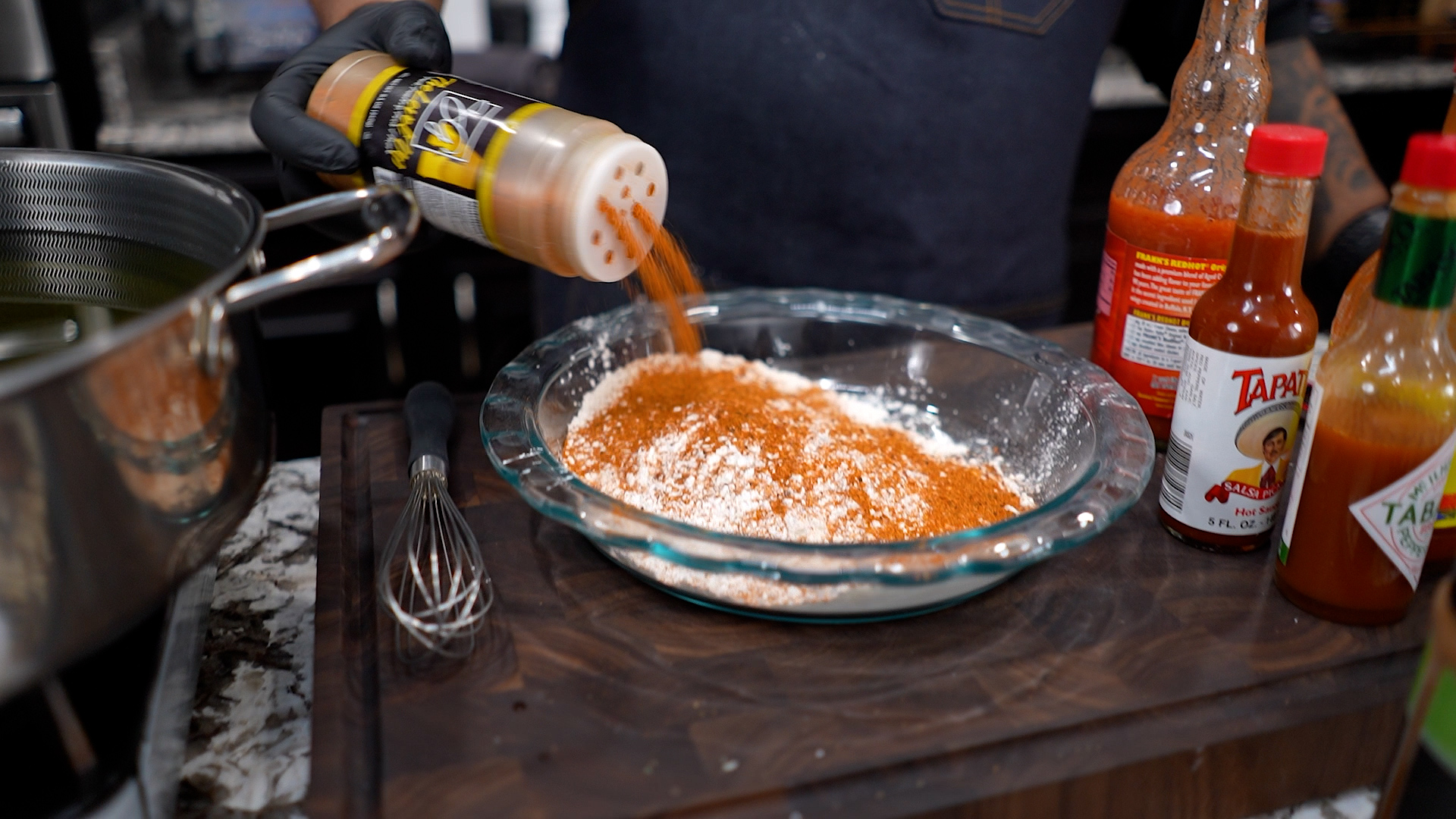Juicy & Crispy Fried Chicken Wings: A Flavor Fiesta - Smokin' and ...