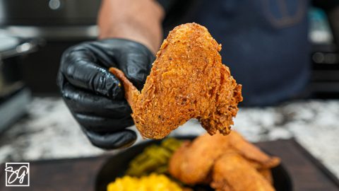 Juicy & Crispy Fried Chicken Wings: A Flavor Fiesta - Smokin' and ...
