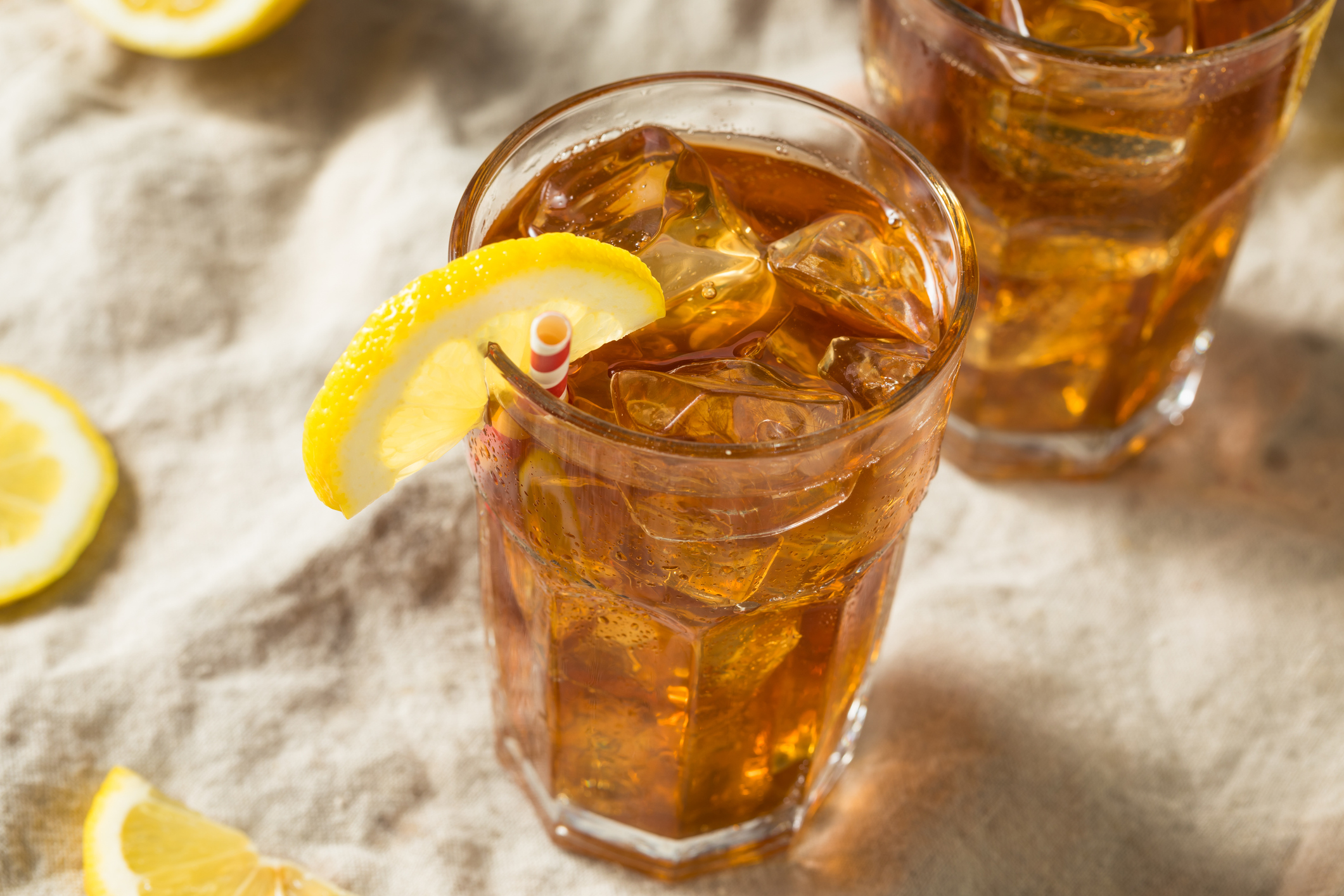 How to Make the Perfect Southern Iced Tea - Smokin' and Grillin' with AB