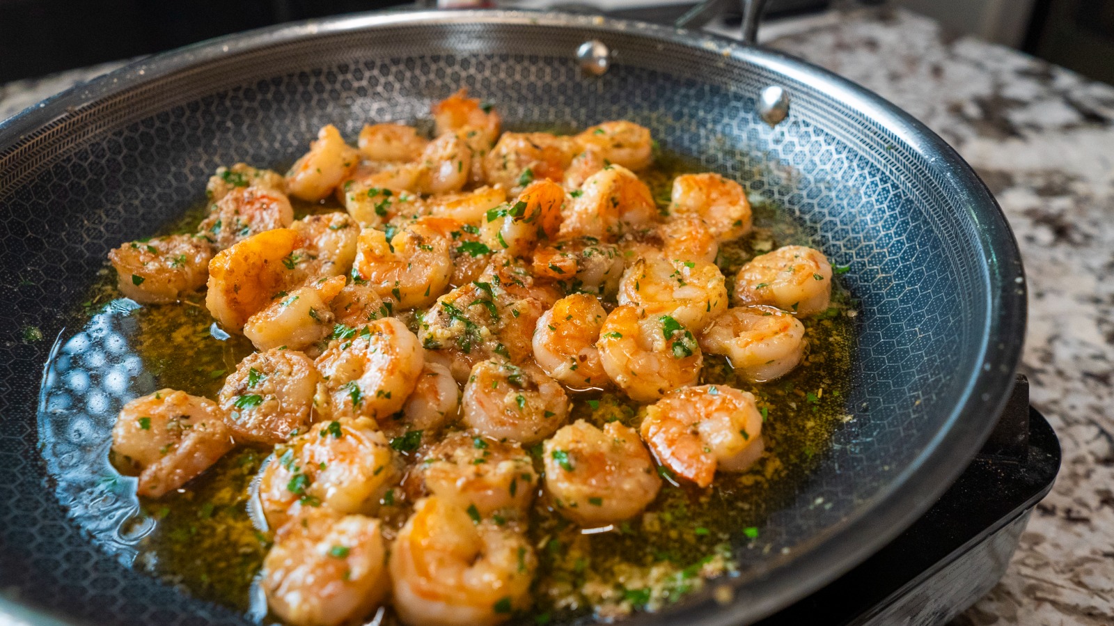 How to Make Red Lobster-Style Shrimp Scampi at Home - Smokin' and Grillin' with AB