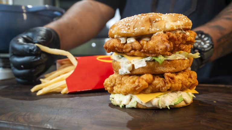 How to Make a Delicious Chicken Big Mac at Home - Smokin' and Grillin ...