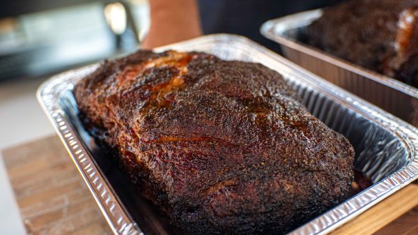 Pulled Pork 101 – Smoked to Perfection - Smokin' and Grillin' with AB