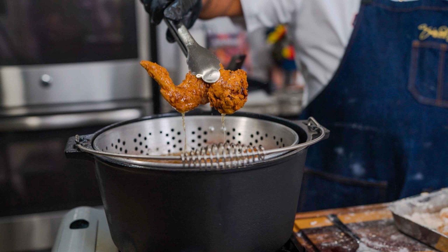 The Ultimate Fried Chicken: Juicy, Crispy, and Packed with Flavor ...