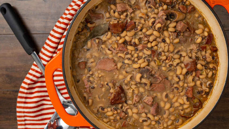 Black Eyed Peas: The Perfect Southern Comfort Food - Smokin' and ...